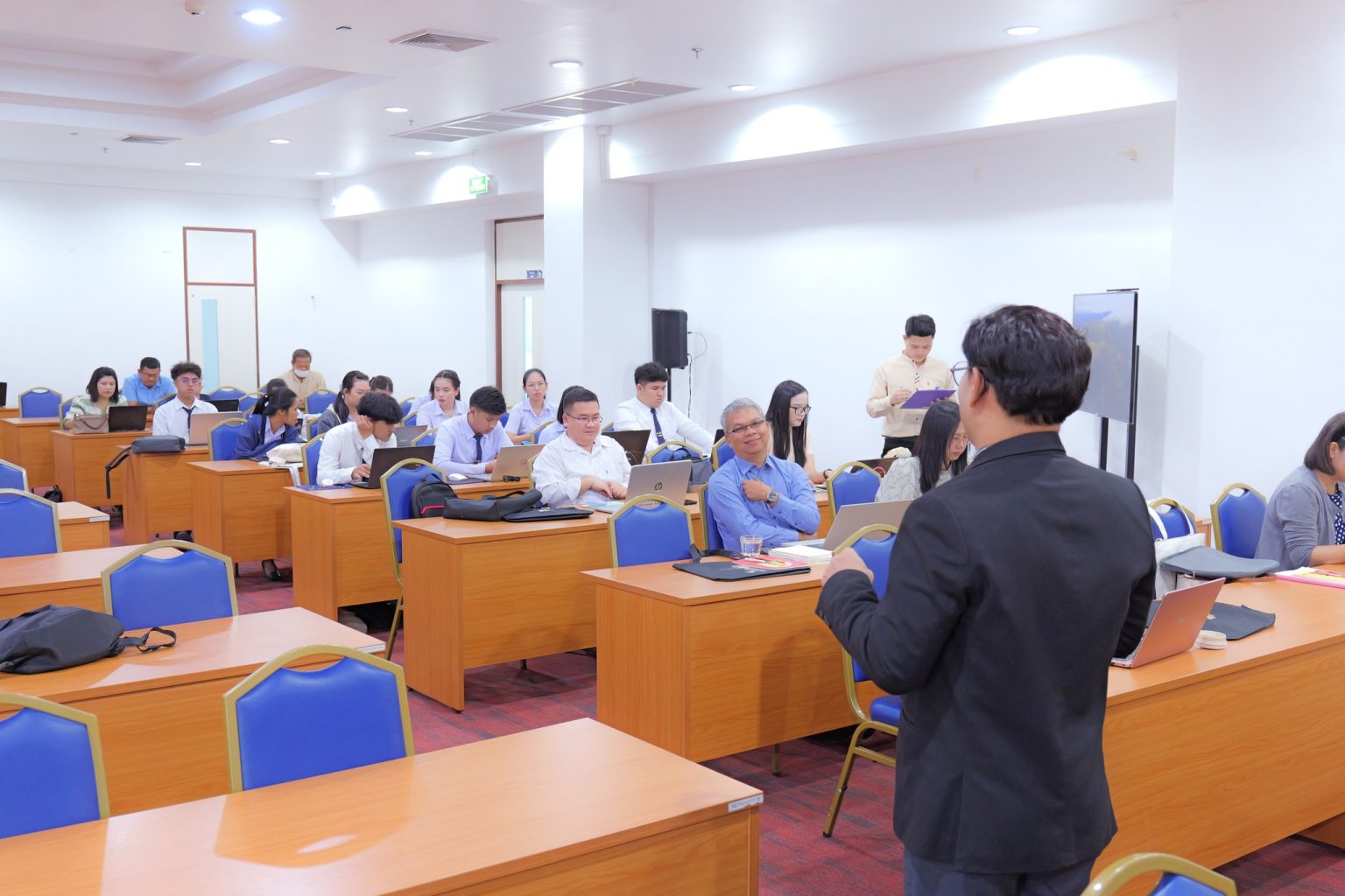 คณะครุศาสตร์ จัดโครงการอบรมเชิงปฏิบัติการนวัตกรรมทางการศึกษาฐานสมรรถนะ ...